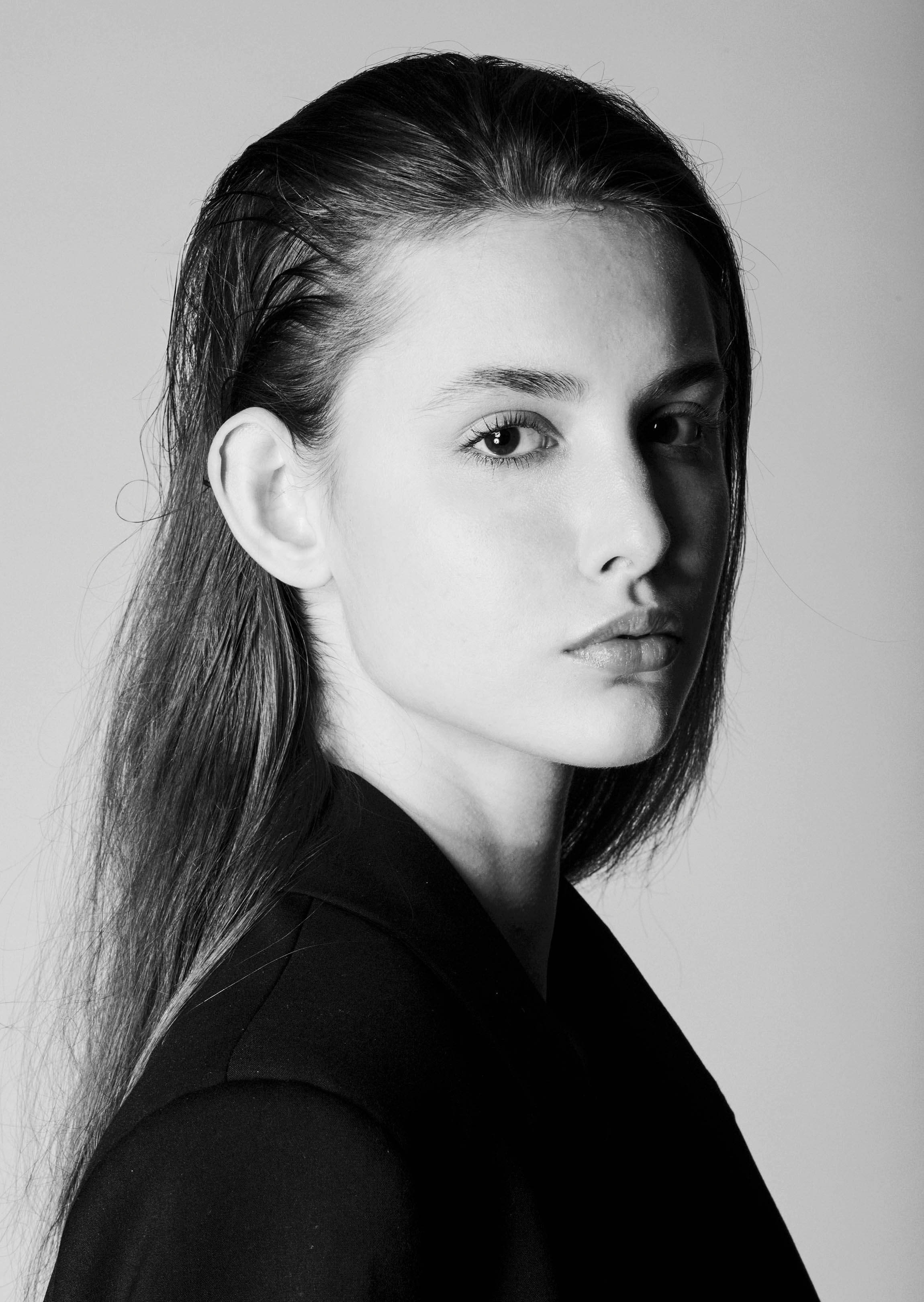 Arina B — NIKA MODELS